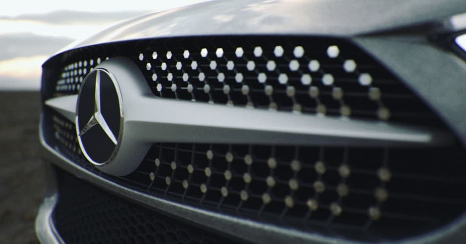 Mercedes-Benz Grill | Scrolller