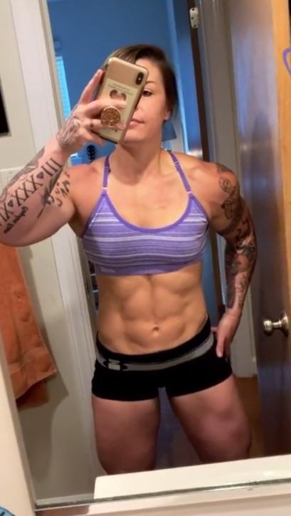 Meredith Burns | Scrolller