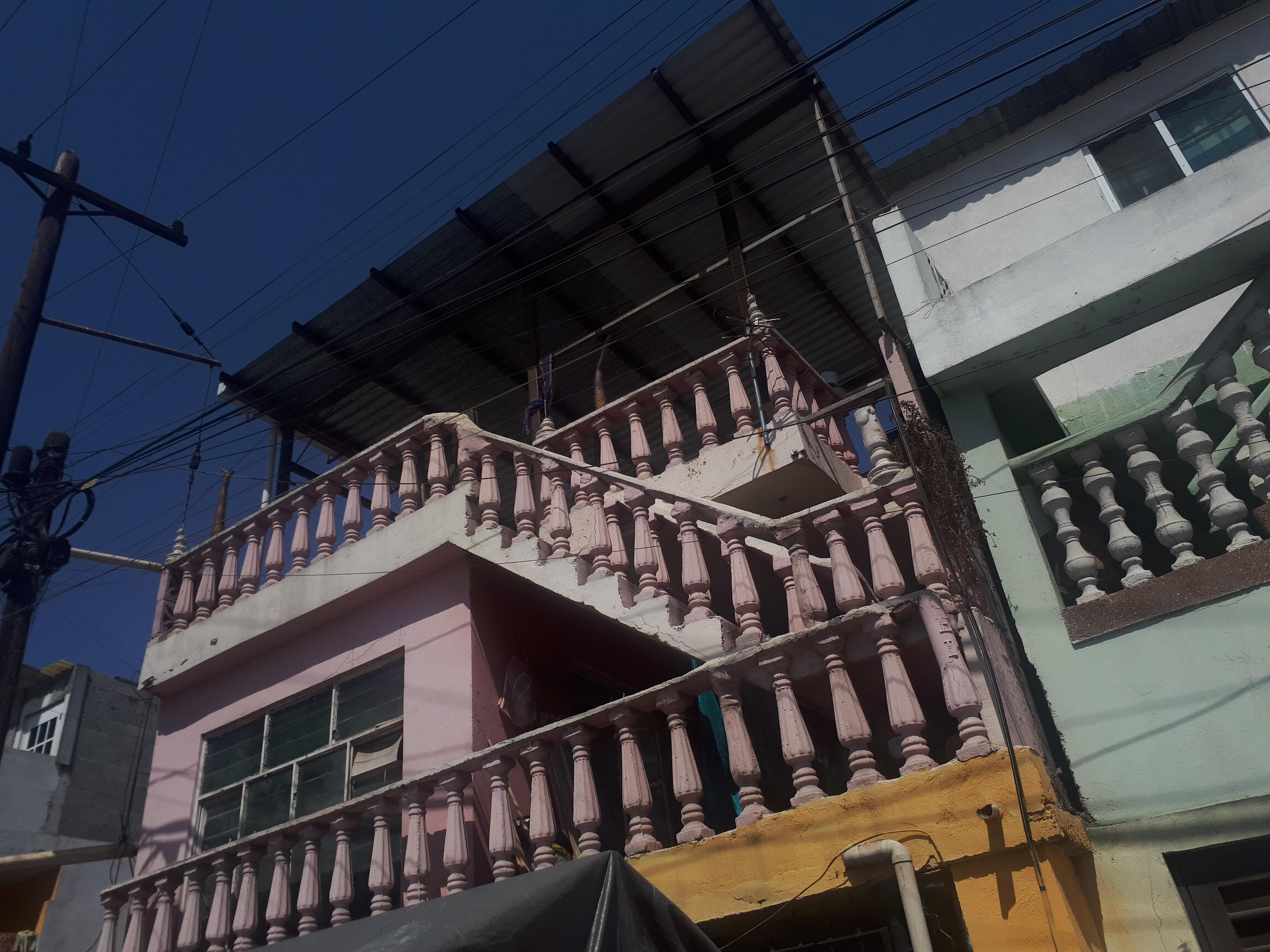 Mexican building | Scrolller