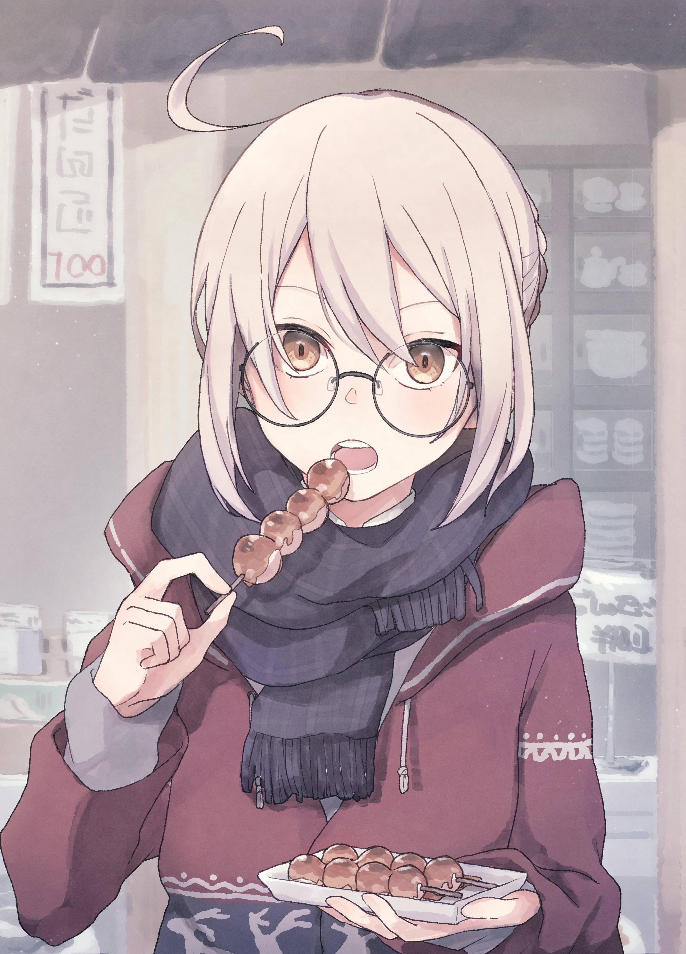 MHX Alter having a snack | Scrolller