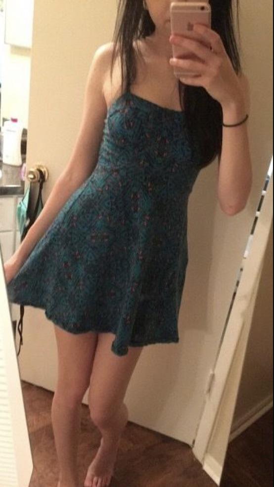 Mi new smol dress!!!!!! | Scrolller