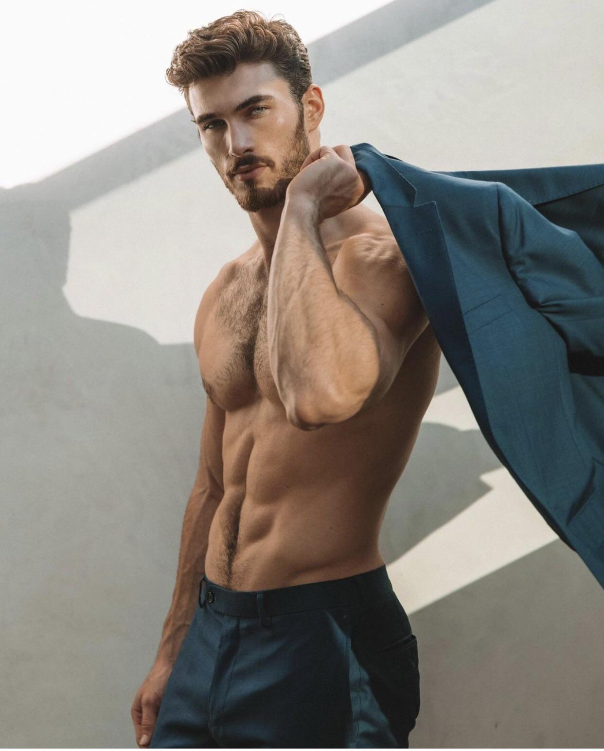 Michael Yerger | Scrolller