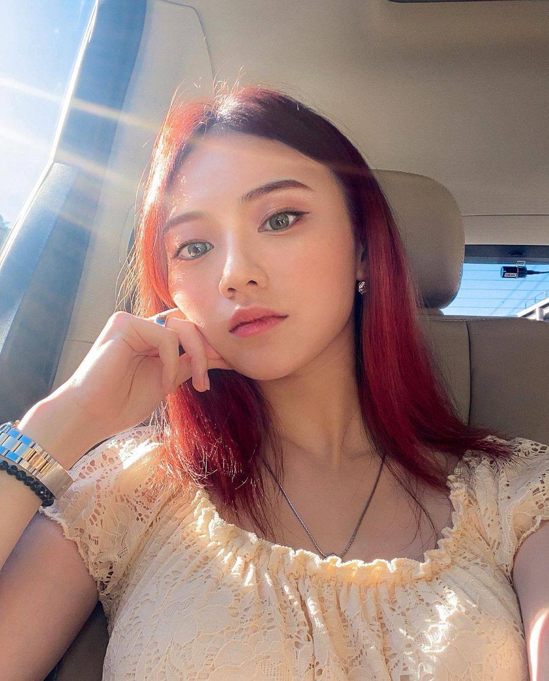 Michelle Lo | Scrolller