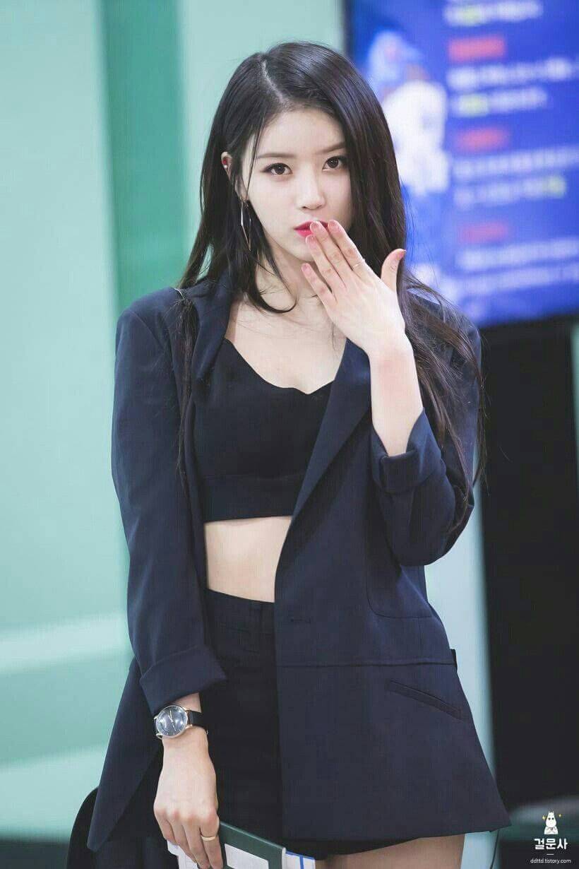 Mijoo Oops | Scrolller