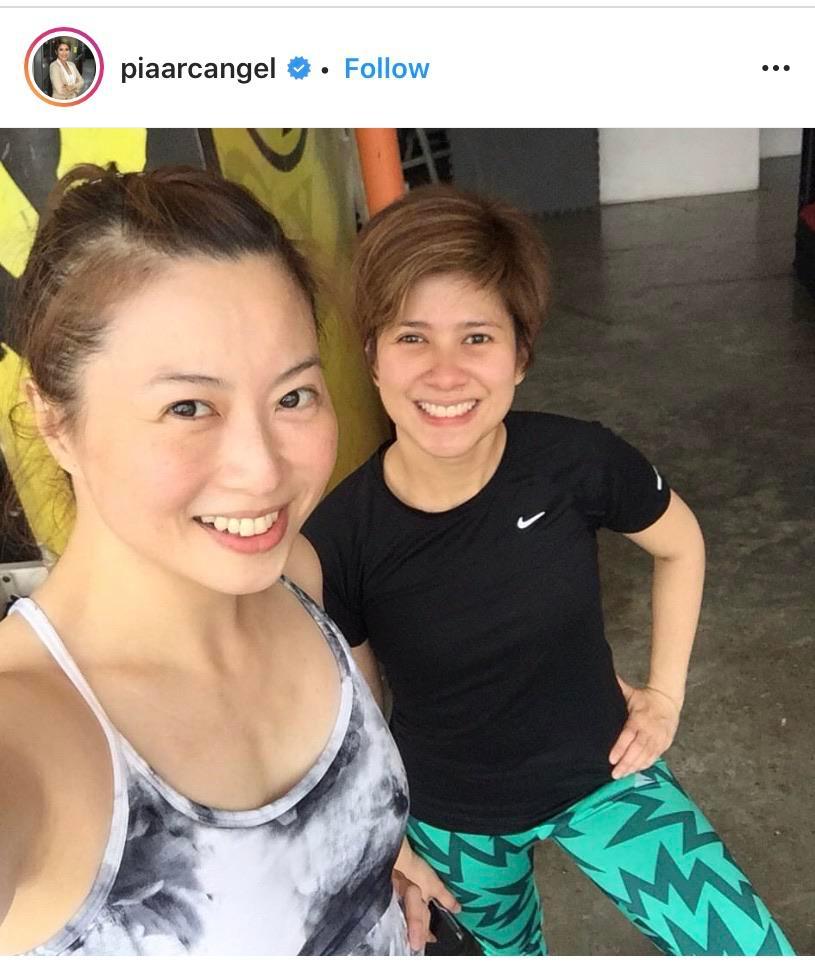 Mils smooth kahit di hd kay lyn pero ka turn on si pia wanna see her hd pits sawa nako sa side ...