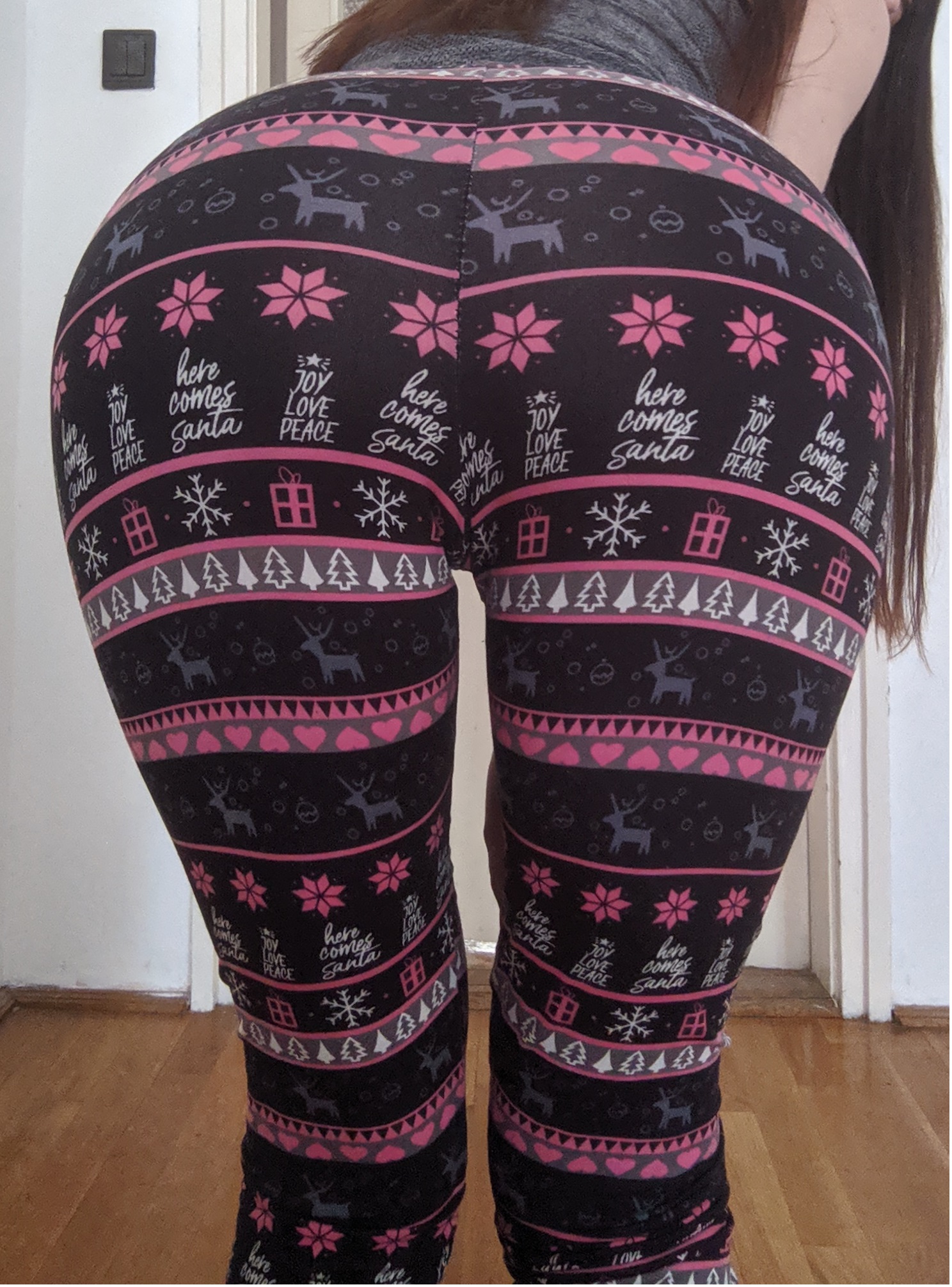 Mind the gap | Scrolller