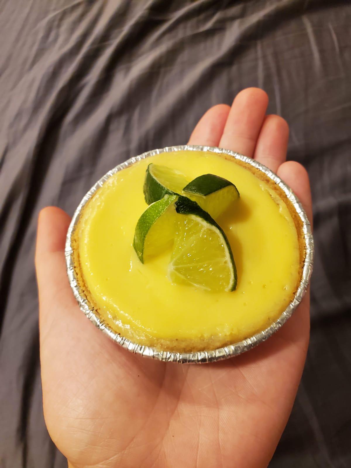 Mini key lime pie | Scrolller