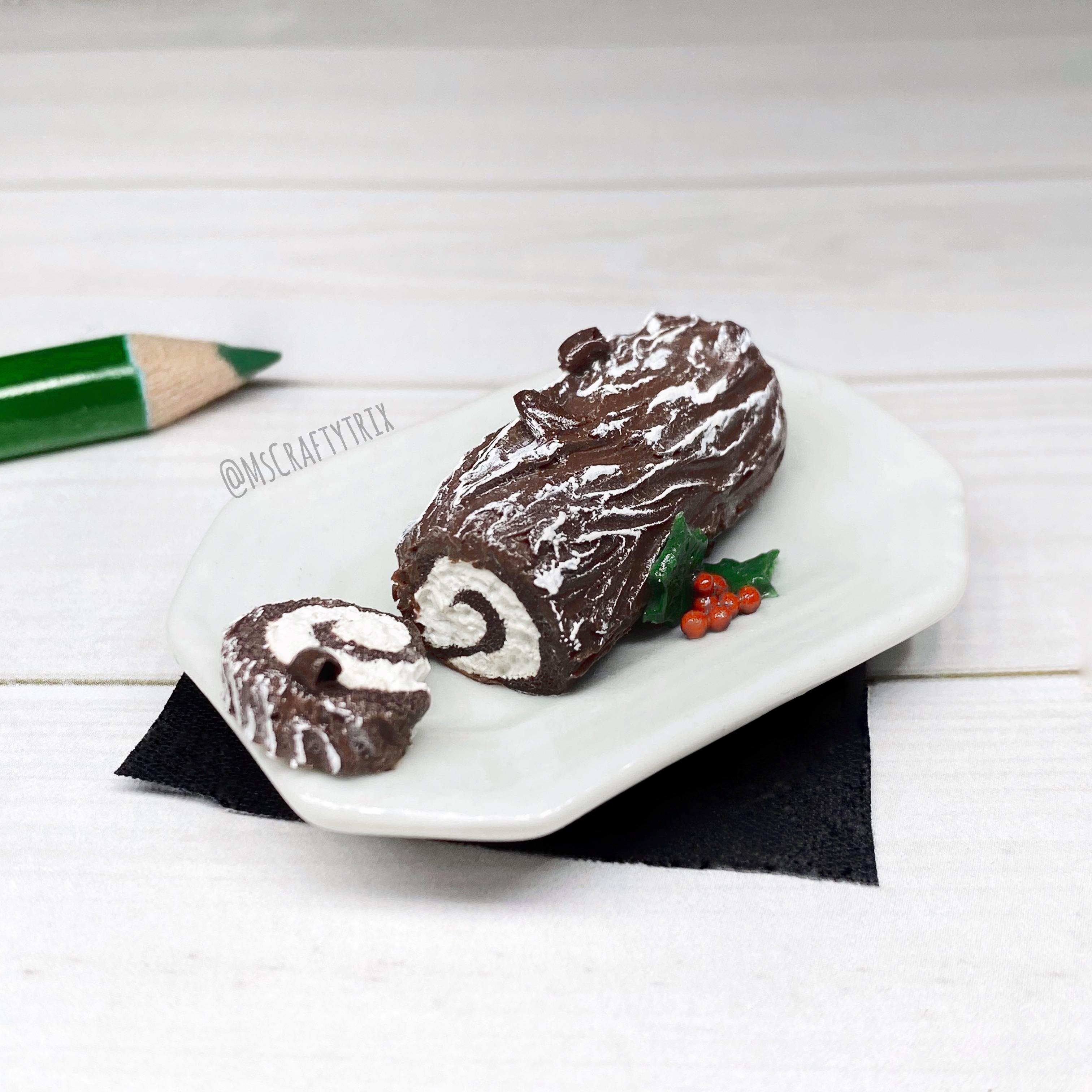 Miniature Yule Log I sculpted instead of baking one | Scrolller