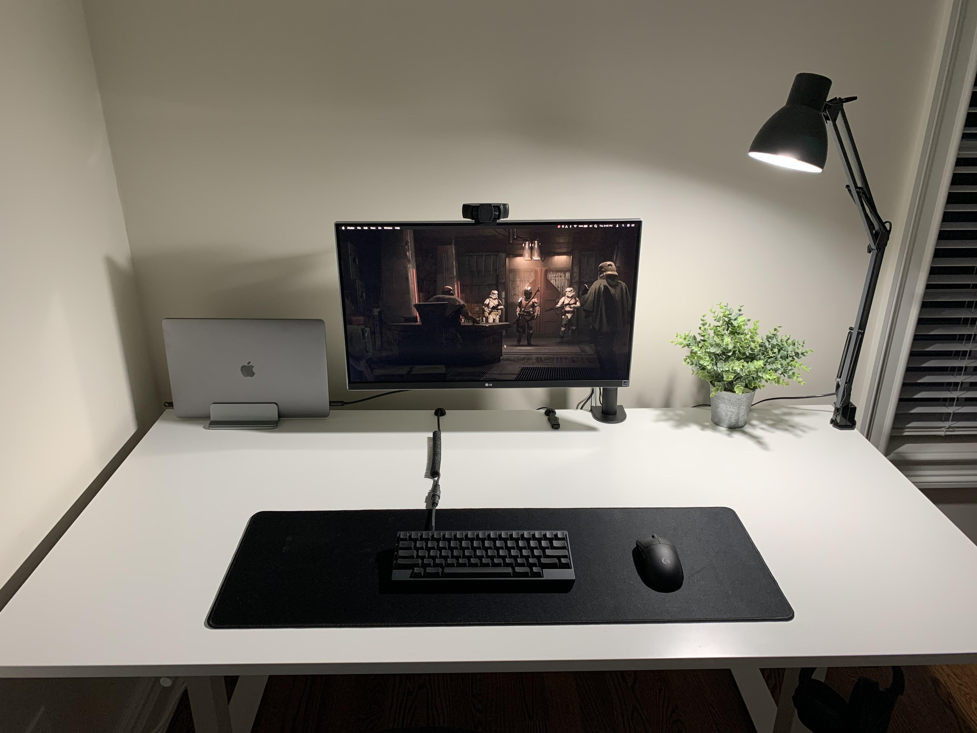 Minimal Setup | Scrolller