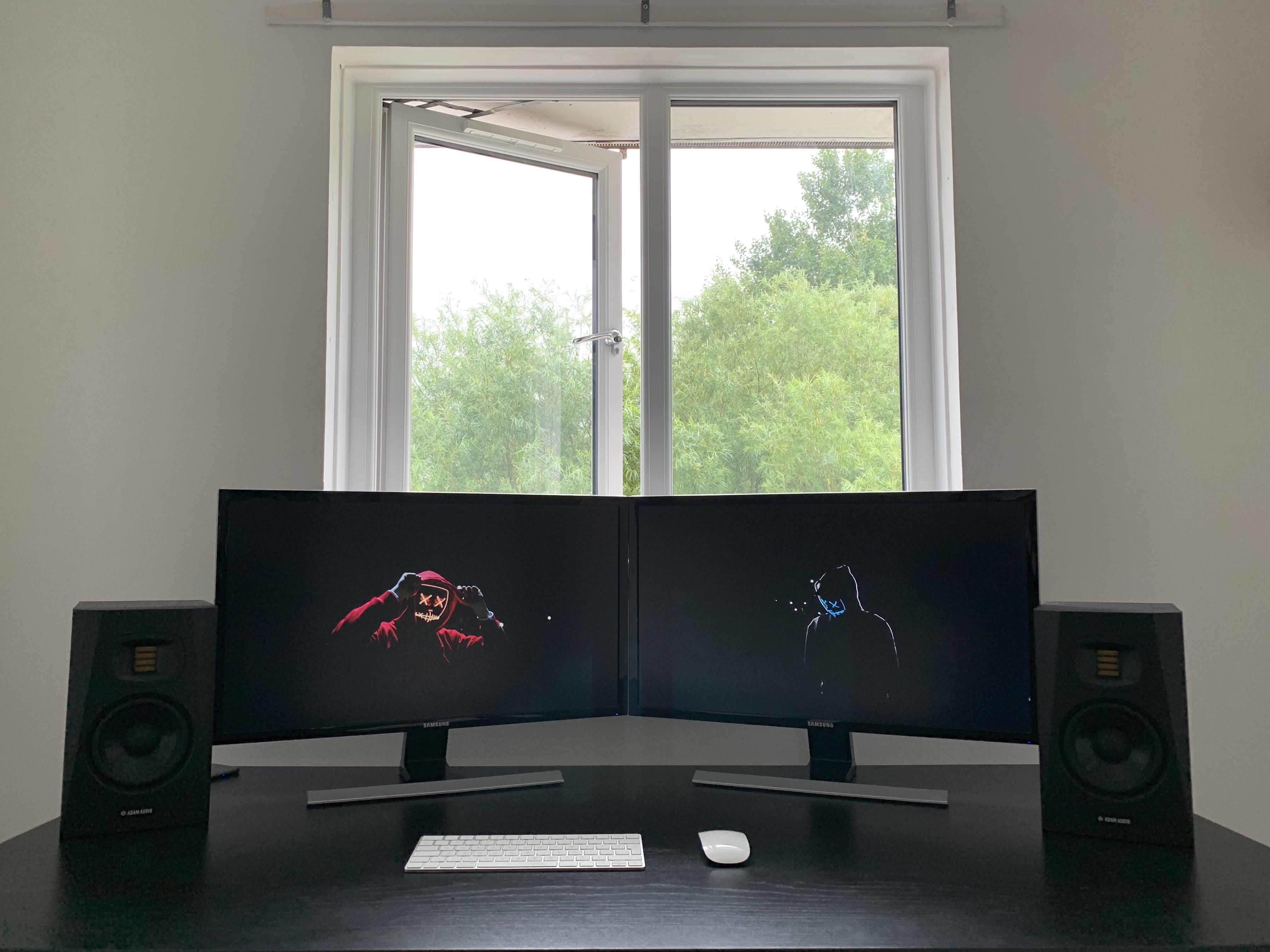 Minimal software dev setup | Scrolller