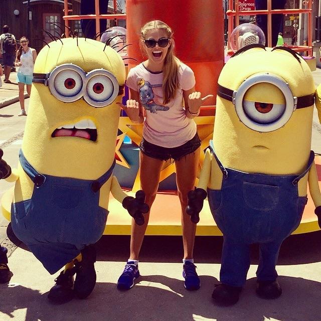 Minions don’t appreciate beautiful women | Scrolller