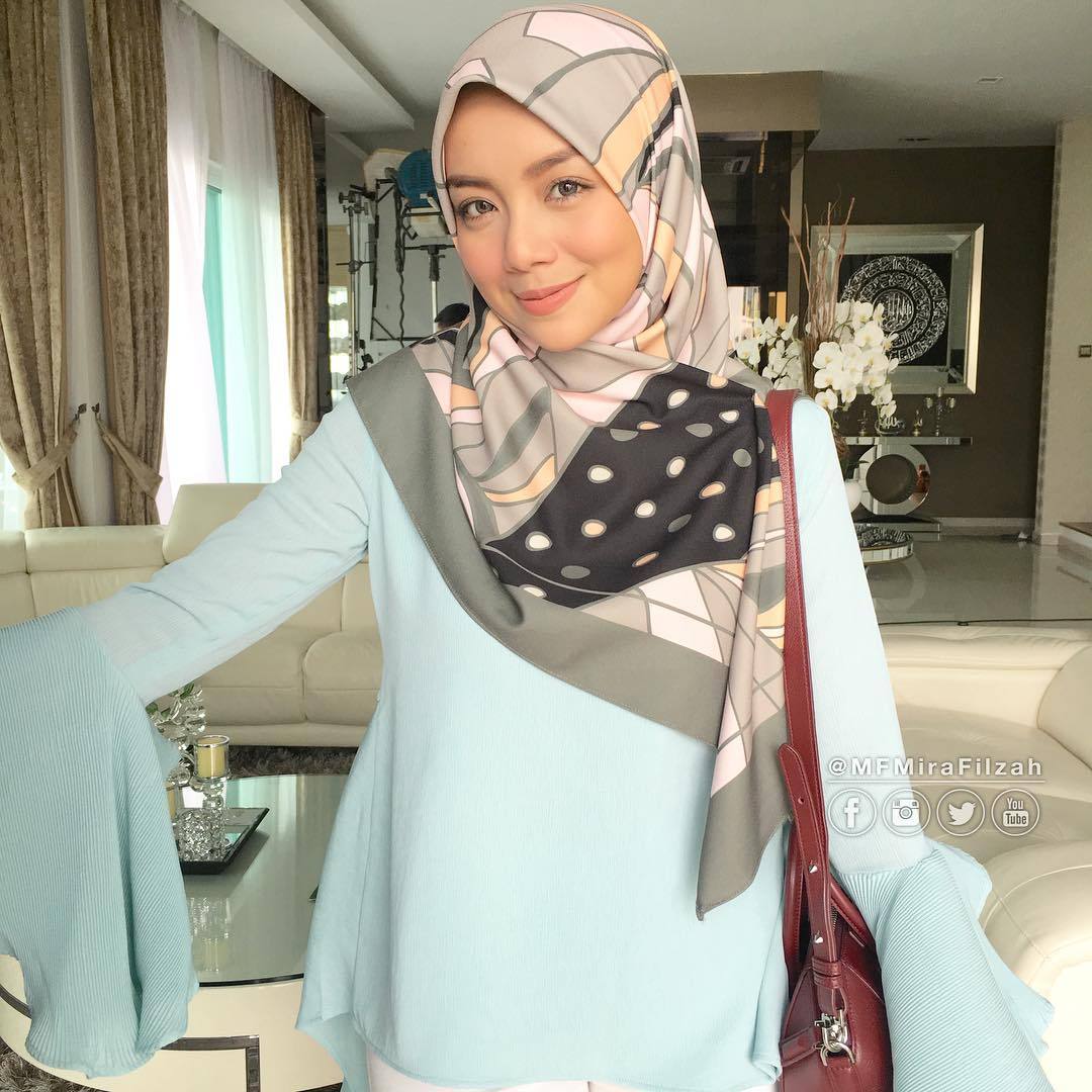 Mira Filzah | Scrolller