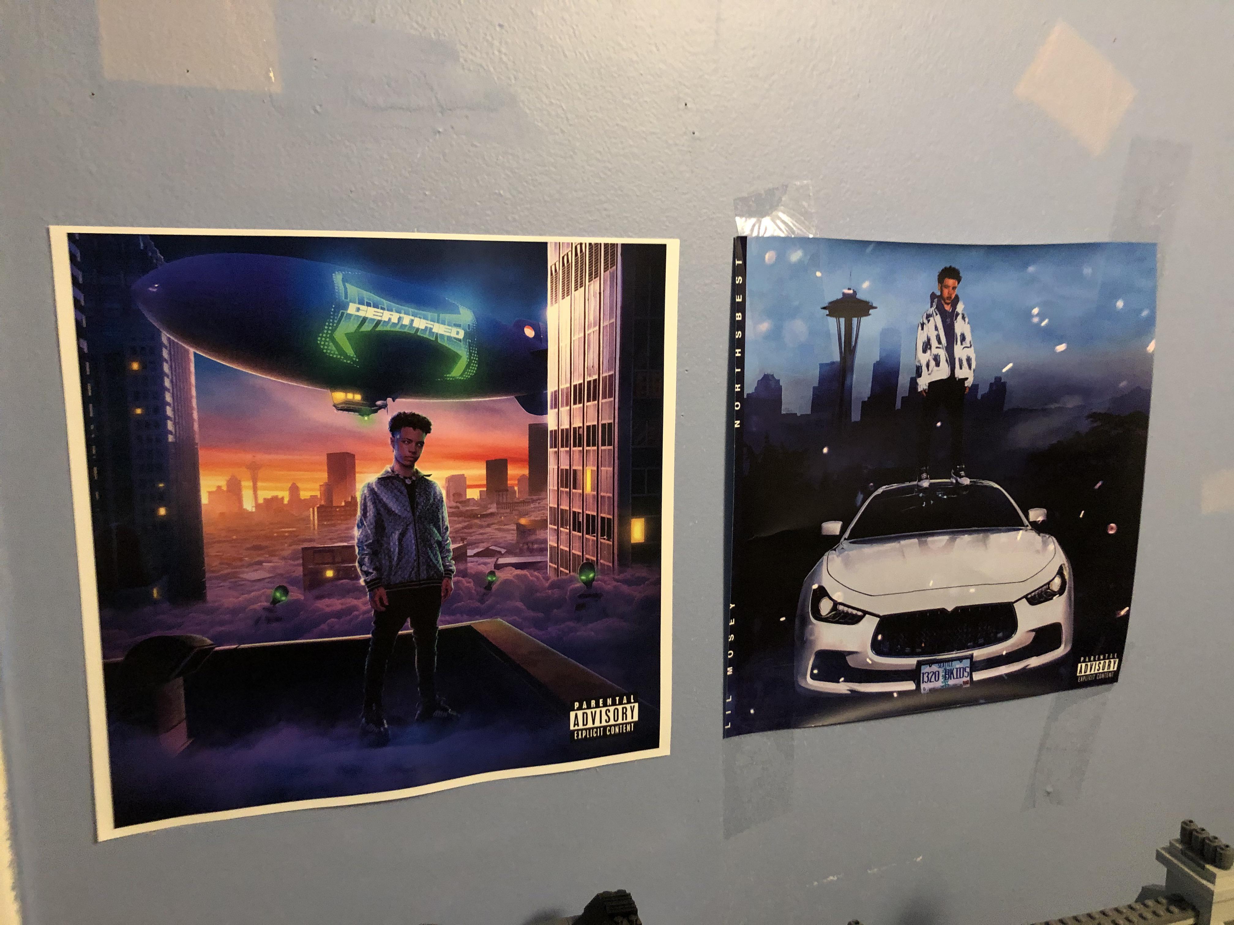 Missing something | Scrolller