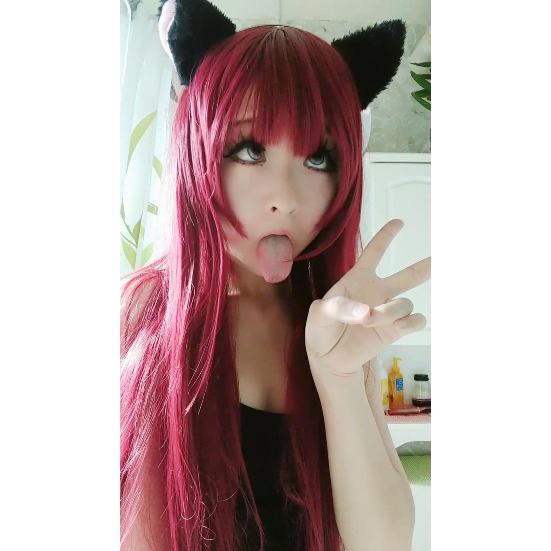 Mlep. Hai! | Scrolller