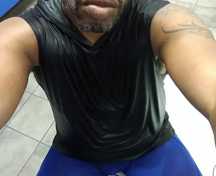 Mmmmm I'm wet.... | Scrolller