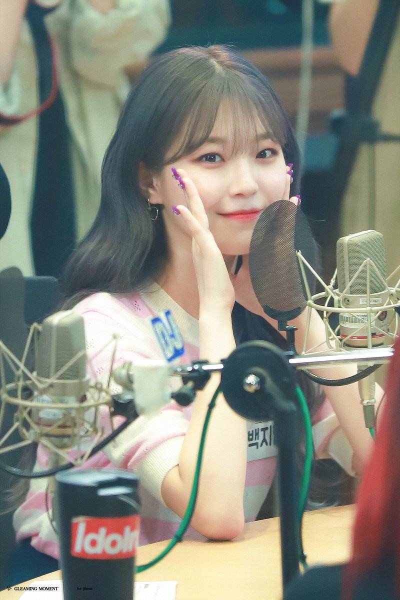 More squishy face Jiheon | Scrolller