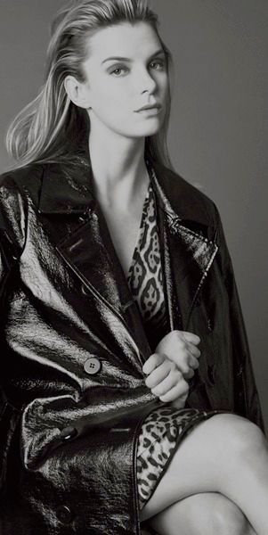 Modeling Photo | Scrolller