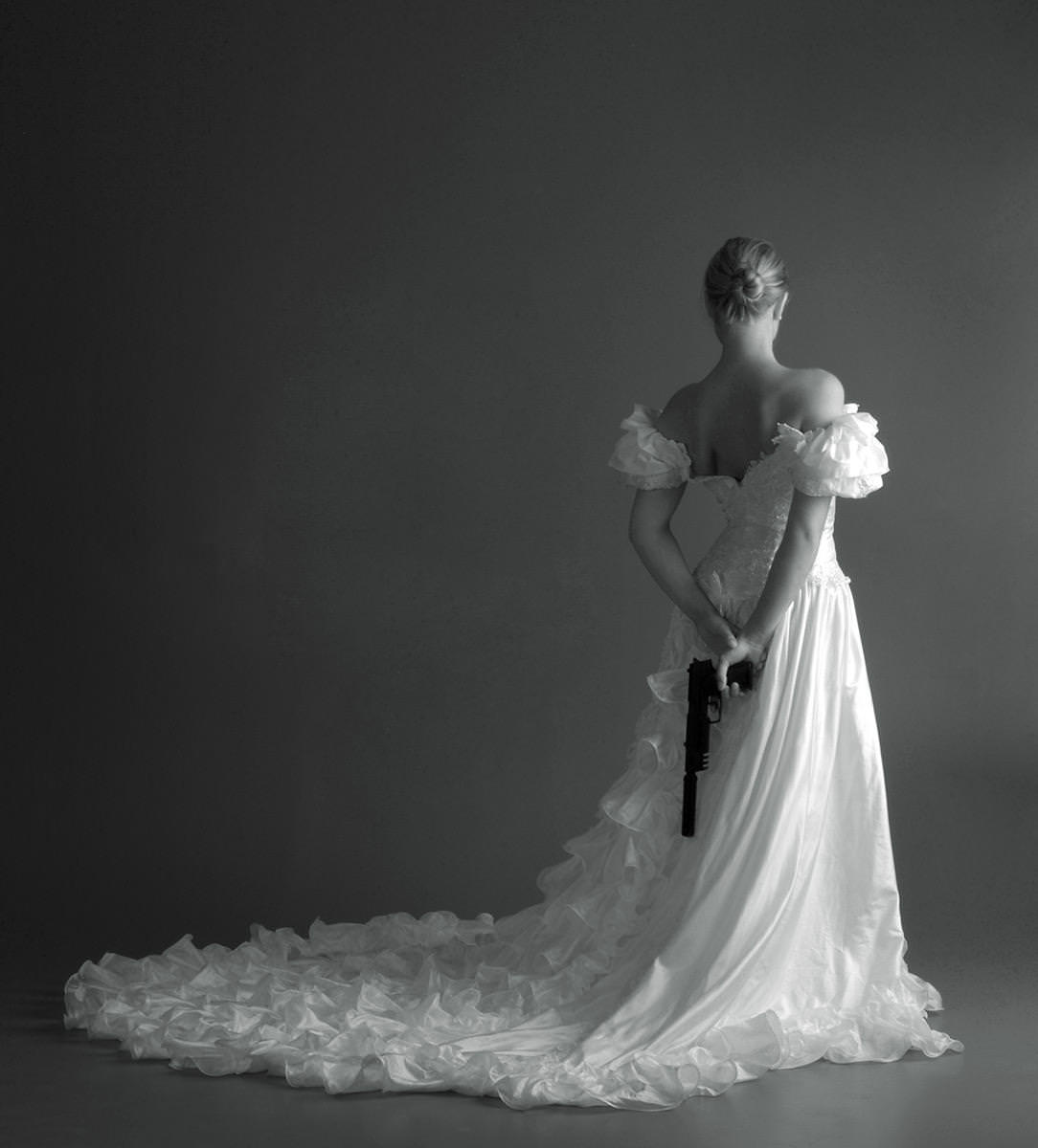 Modern bride | Scrolller