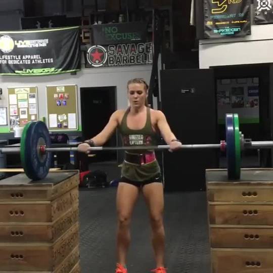 Molly Tilove 190 lb (86 kg) overhead squat | Scrolller