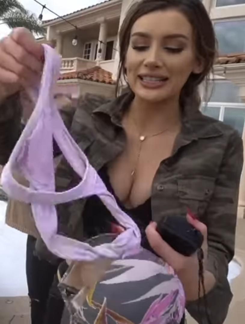 Molly's bikini | Scrolller