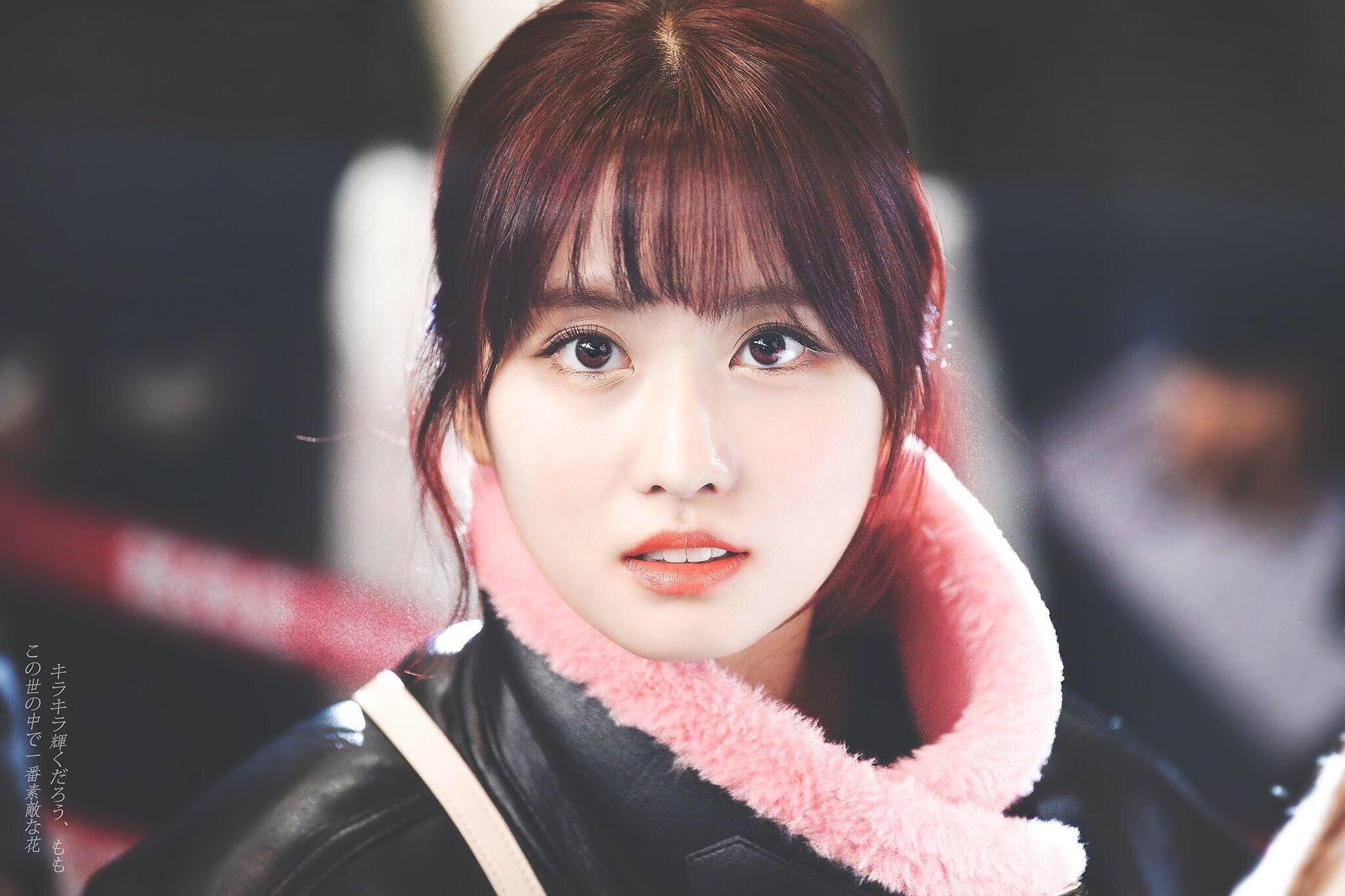 Momo’s Visuals | Scrolller