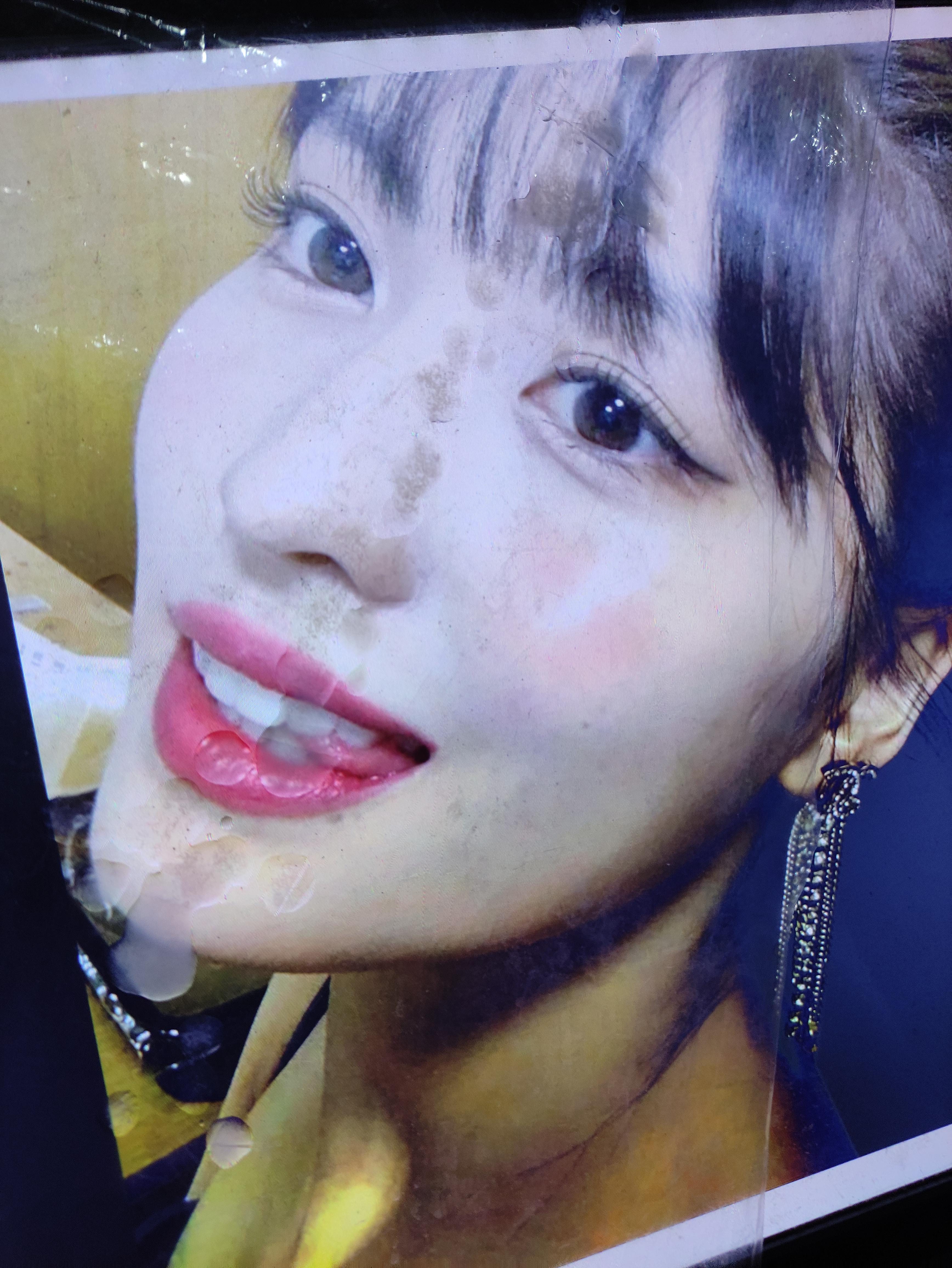 Momo twice | Scrolller