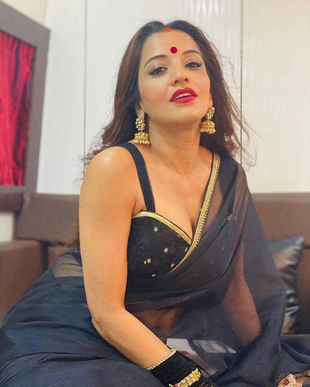 Monalisa | Scrolller