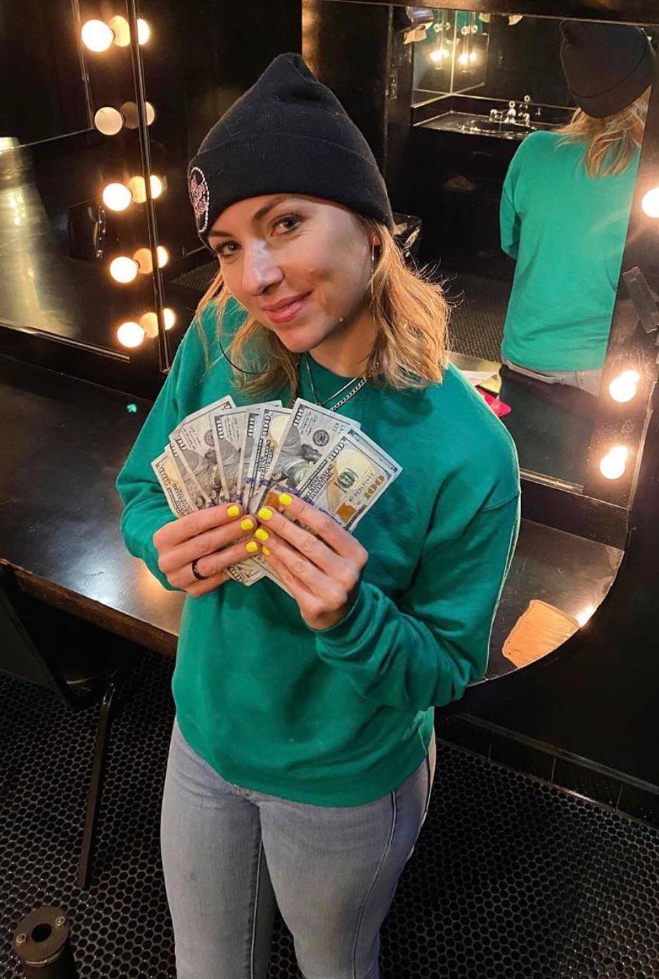 Money meditation! | Scrolller