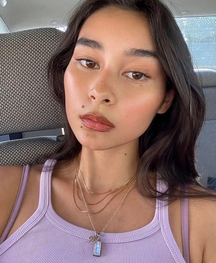 Monica Simmons | Scrolller