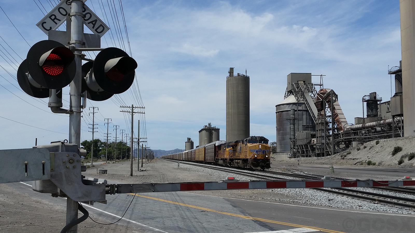 Monolith | Scrolller