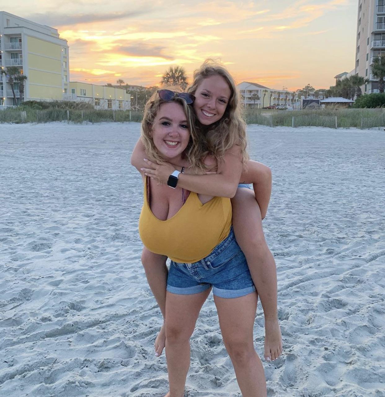 Monster hangers | Scrolller