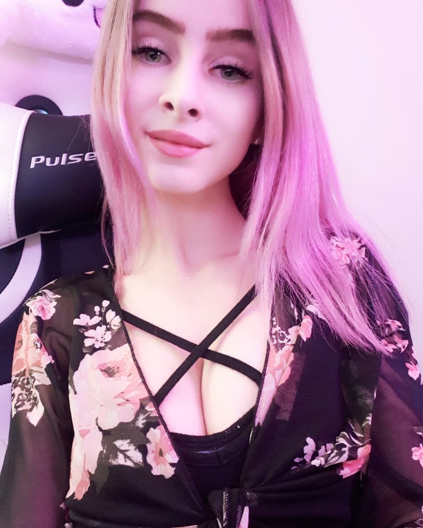 More Floral | Scrolller