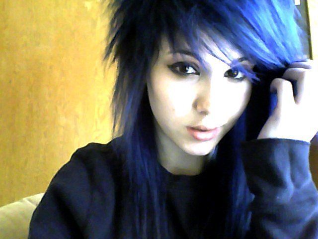 More Of The Blue Haired Pale Girl Scrolller