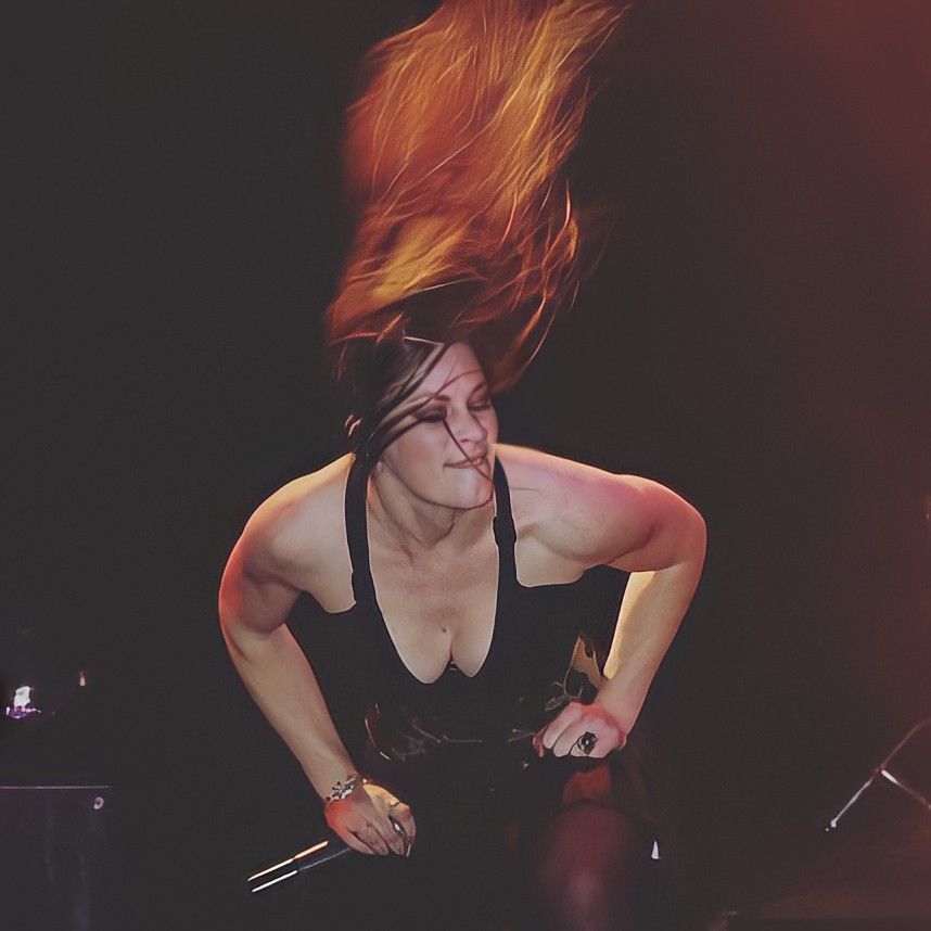 Morning masturbation with Floor Jansen | Scrolller