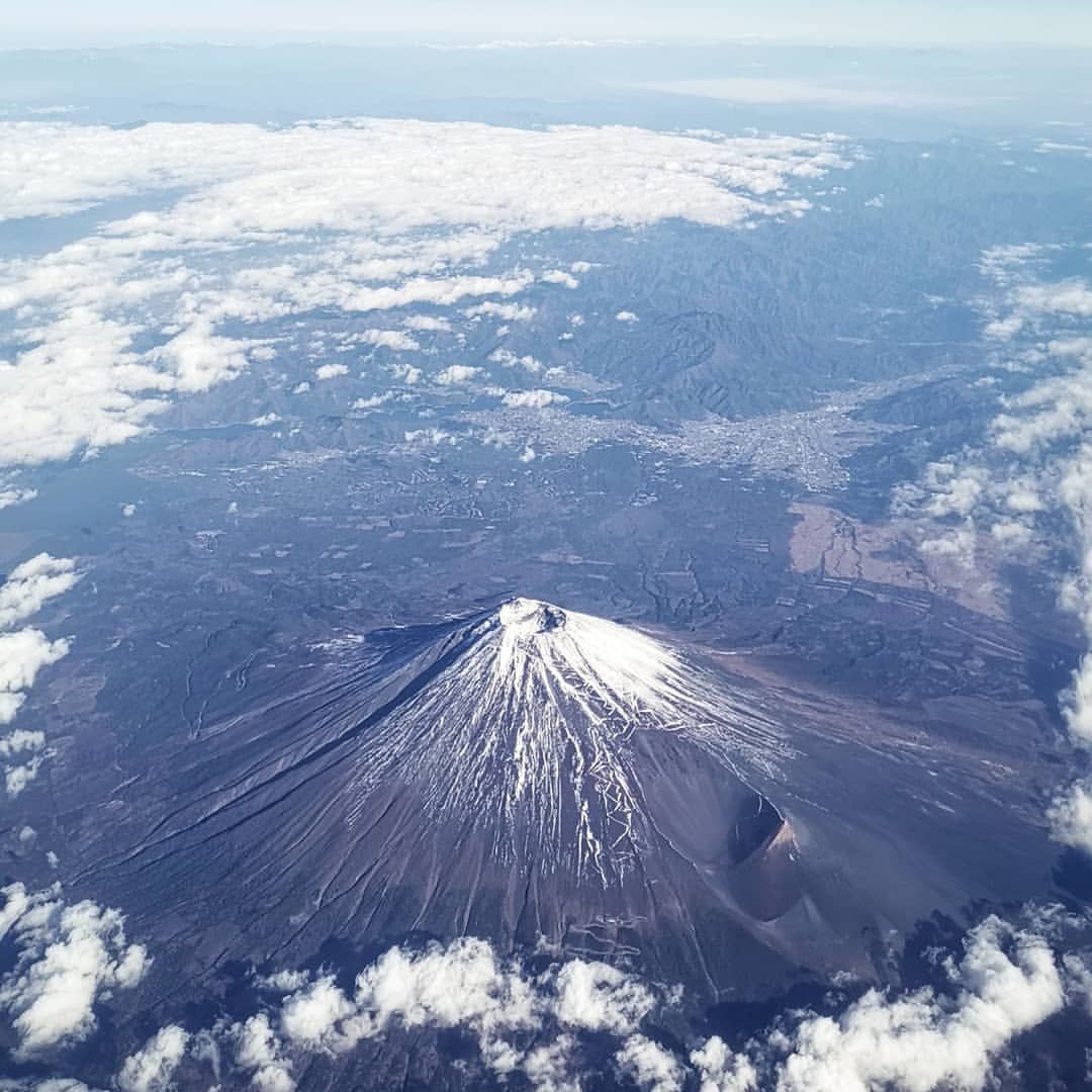 Mount Fuji | Scrolller