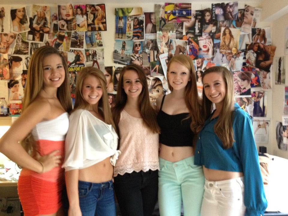 Moving in | Scrolller