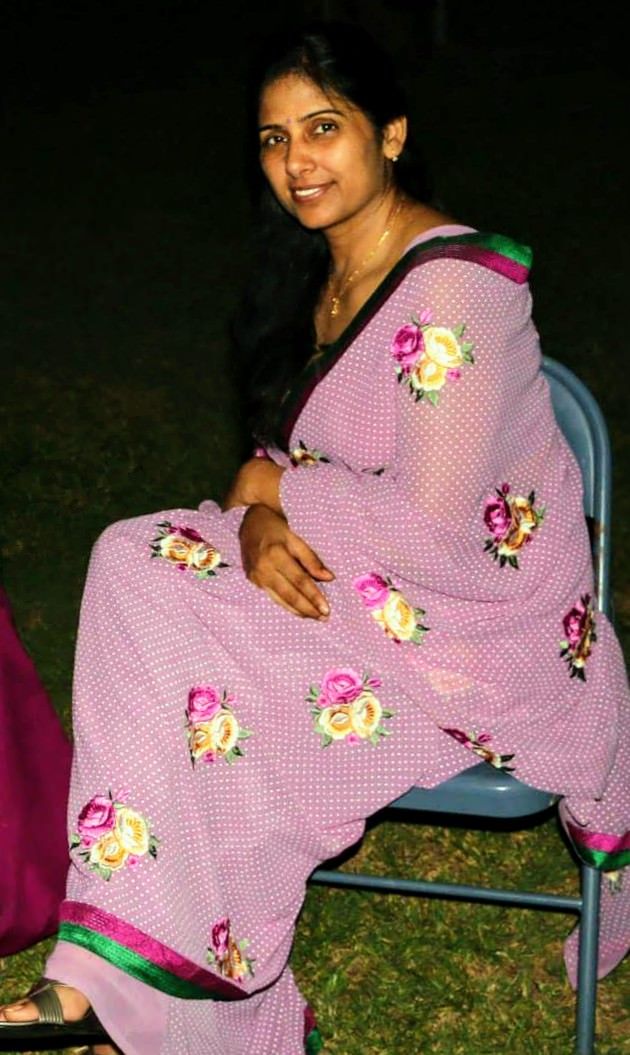 Mrs. S. ..Indian Prof at my uni. Y'all like? | Scrolller