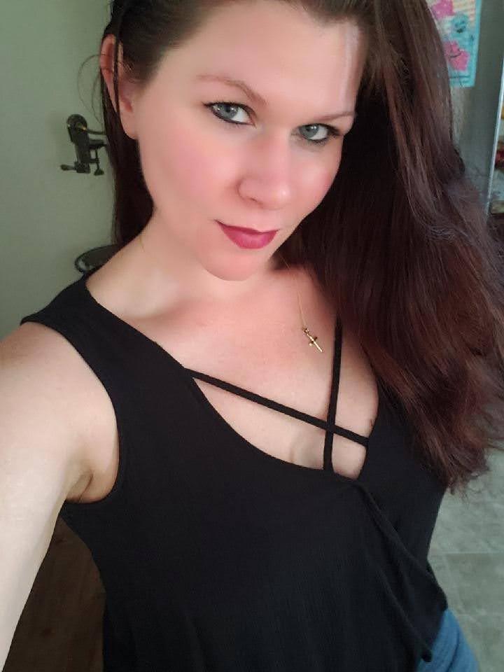 Ms. Kryssy | Scrolller