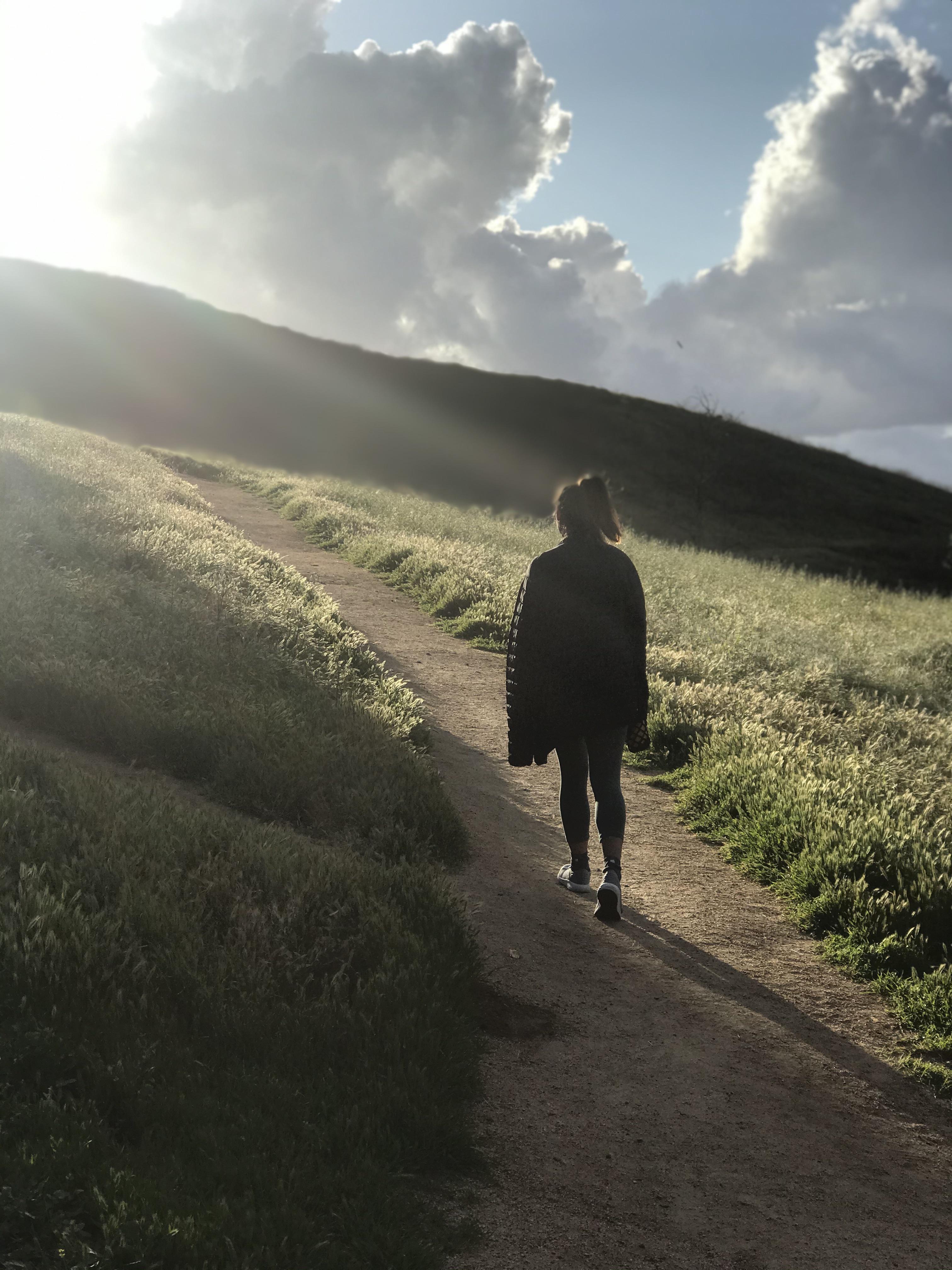 Mt. Rubidoux dirt trails > the concrete path | Scrolller