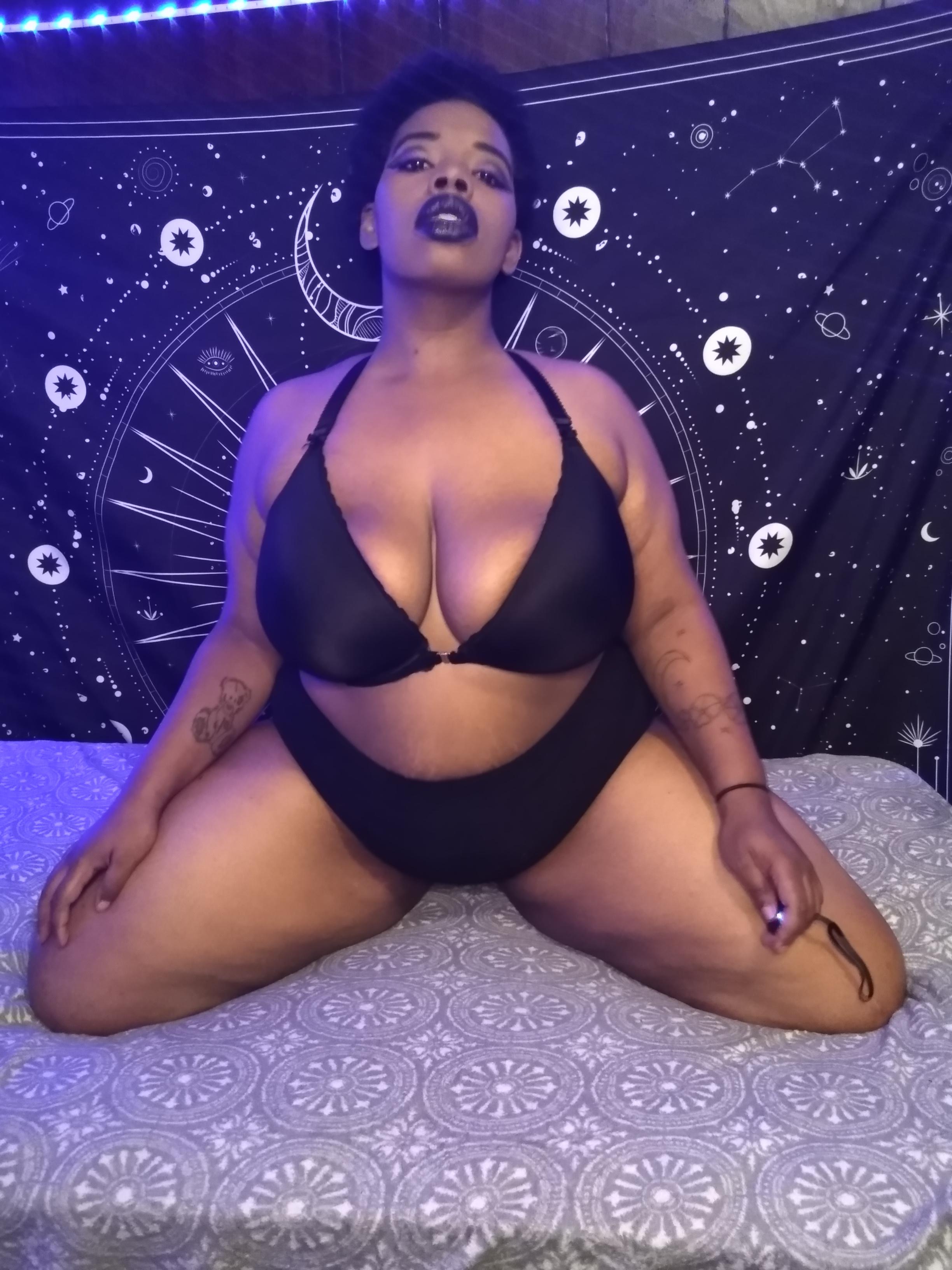 Mummy tummy and huge milky titties, who wants me to ride? | Scrolller