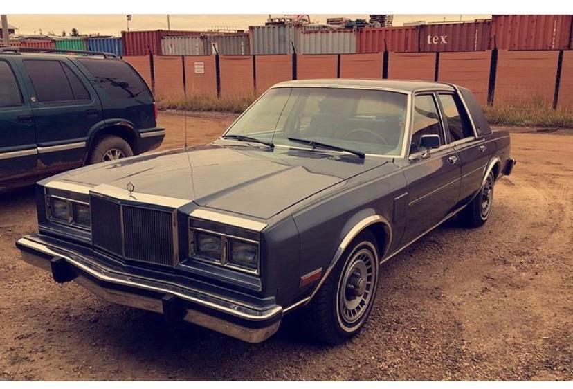 My all original no rust time machine. (1985 Chrysler Fifth Avenue) | Scrolller