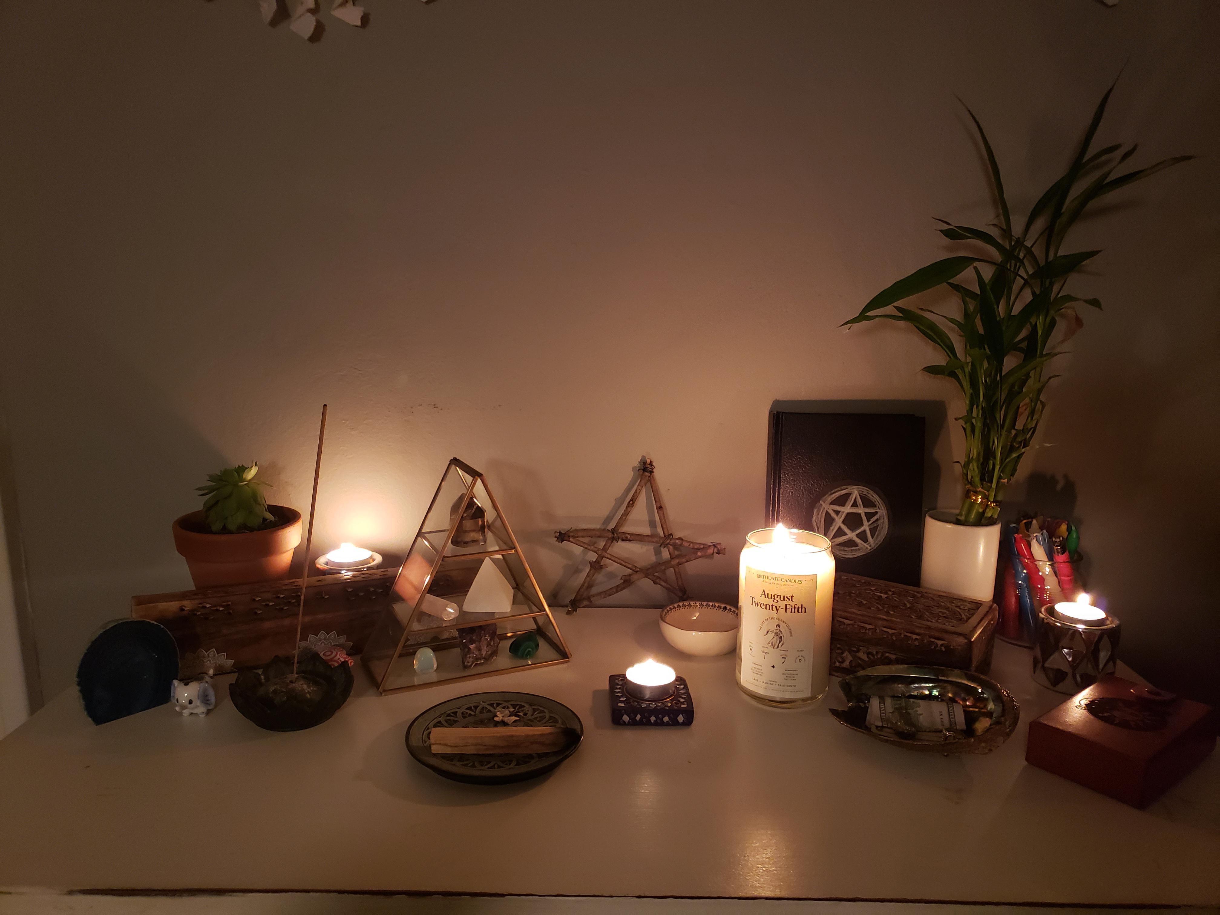 my altar! | Scrolller