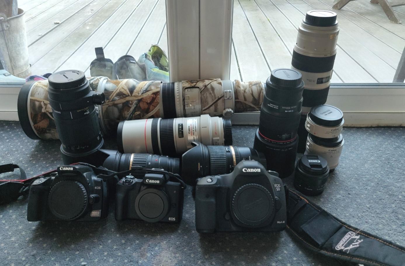 My canon family. | Scrolller