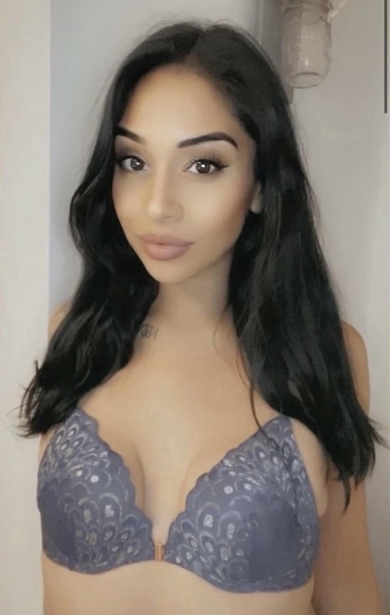 My cousin loves showing off her tits… she posted this knowing I can see it. | Scrolller