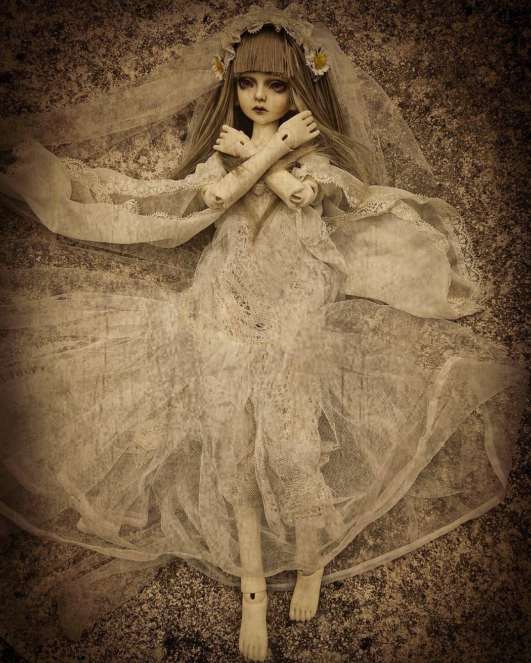 My Creepy And Melancholic Doll Leaves Lilith Scrolller