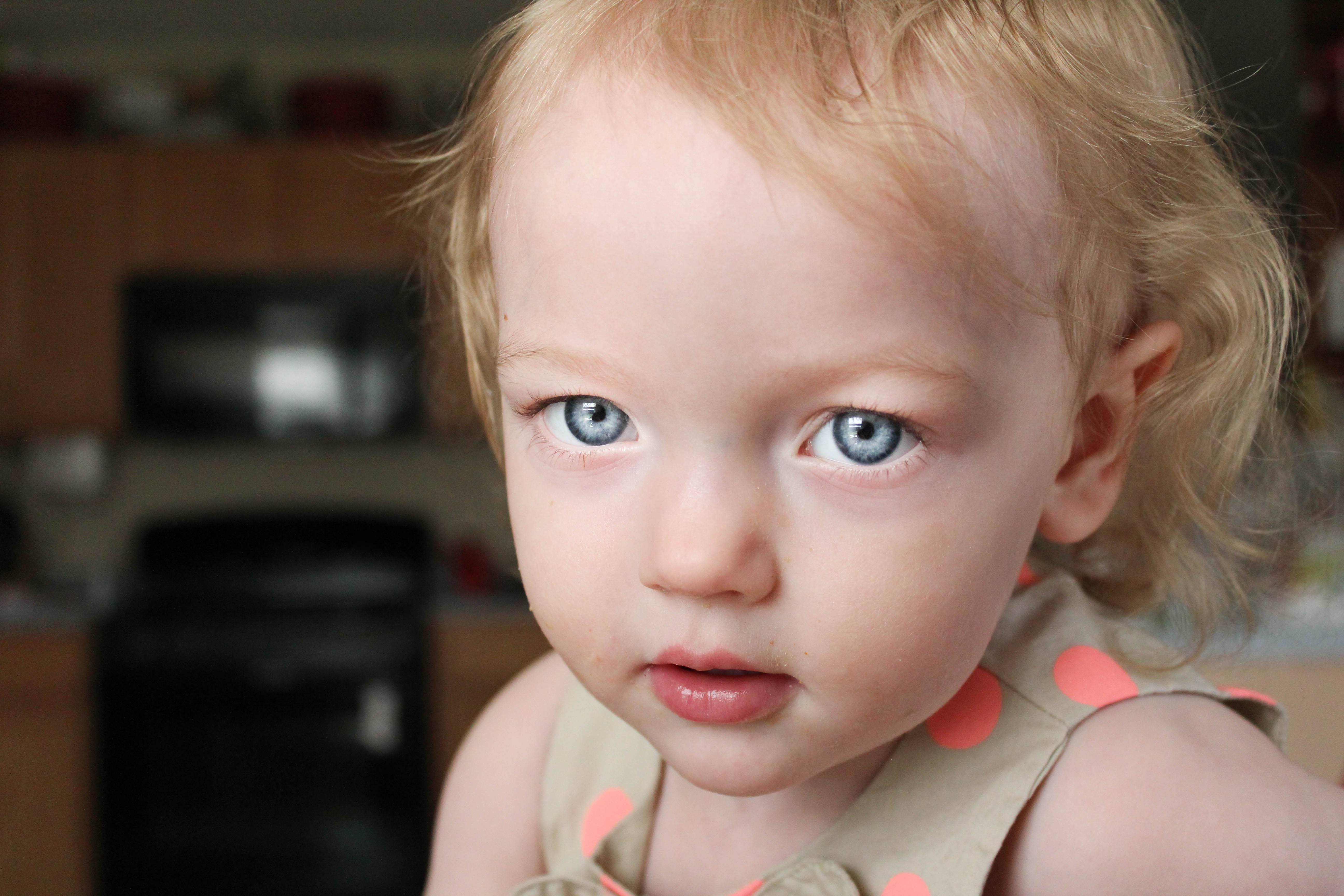 my daughter has soul-stealing eyes. | Scrolller
