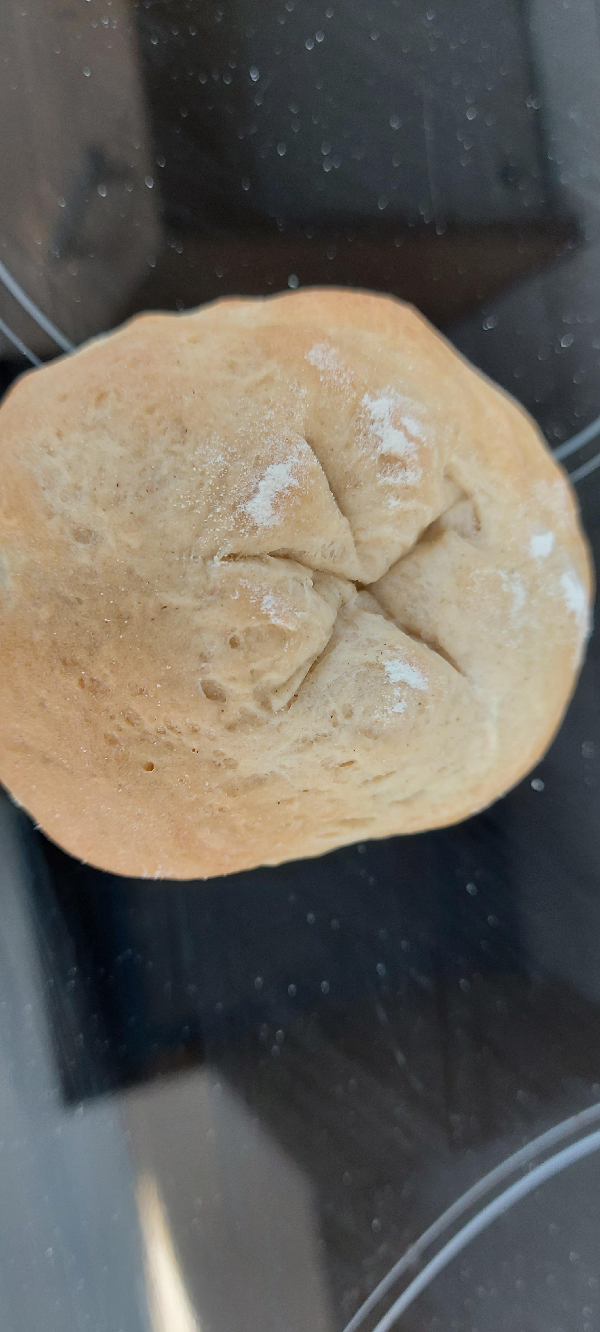 My daughter's first attempt at bread rolls turned out slightly unexpectedly. | Scrolller