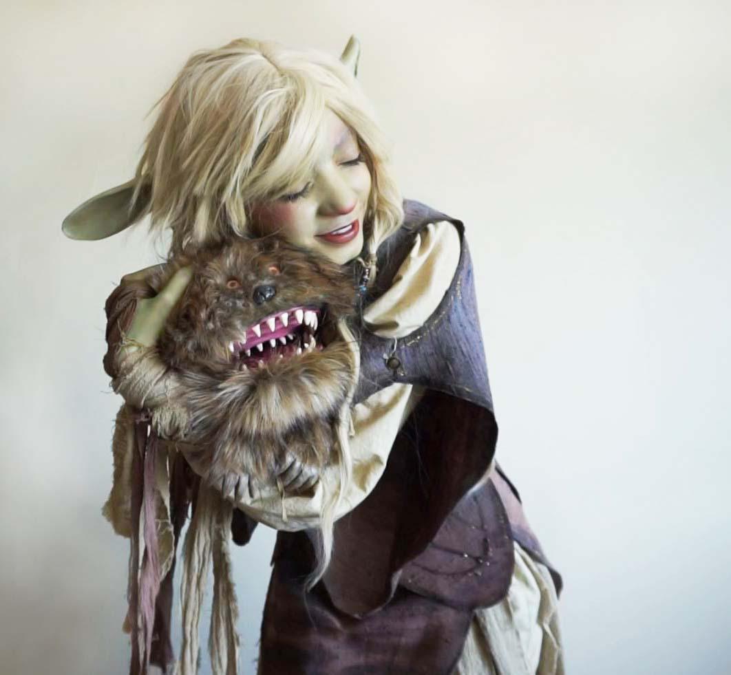 My Deet cosplay and new hand-built fizzgig puppet! | Scrolller