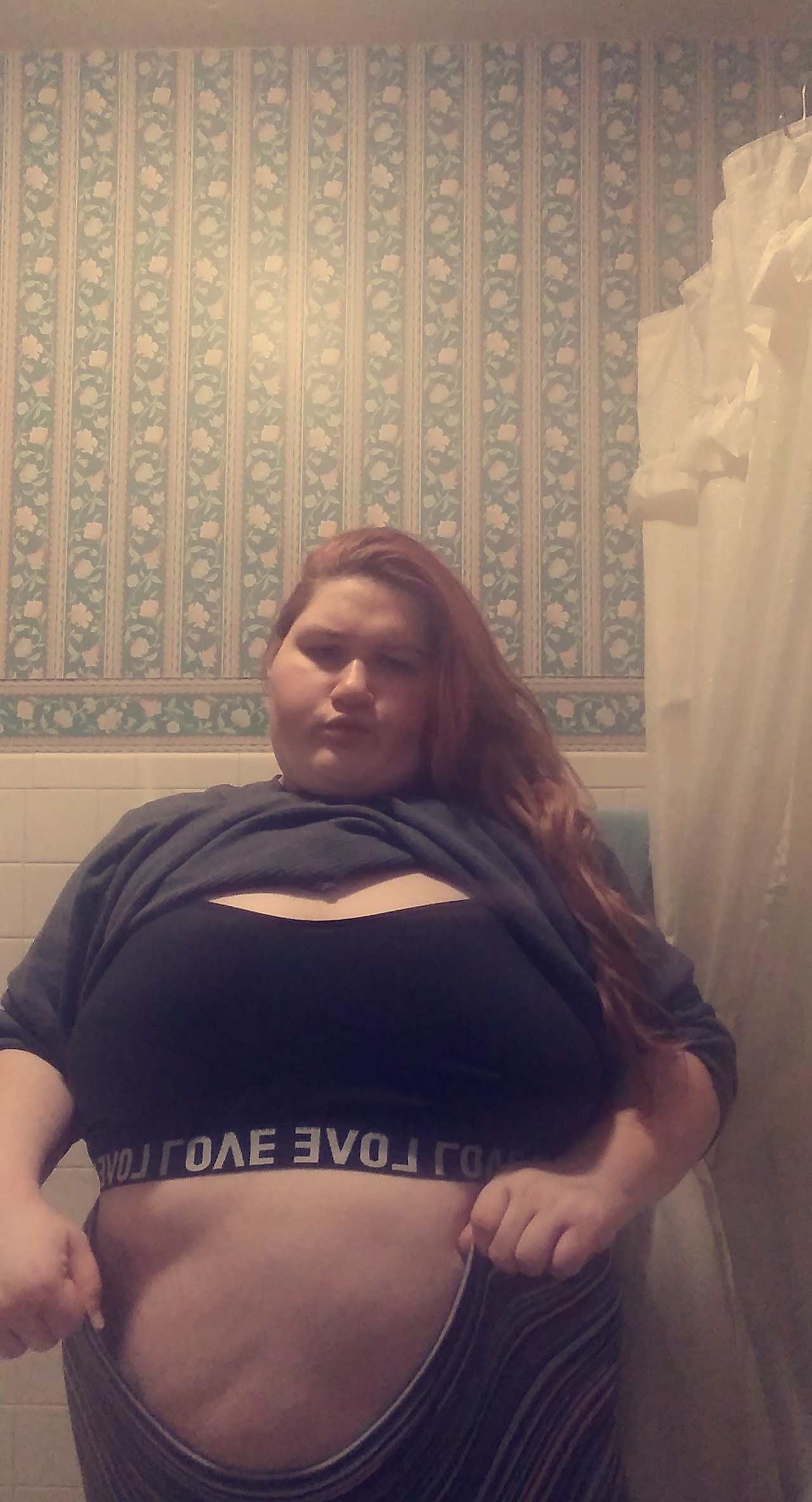 My face looks weird | Scrolller