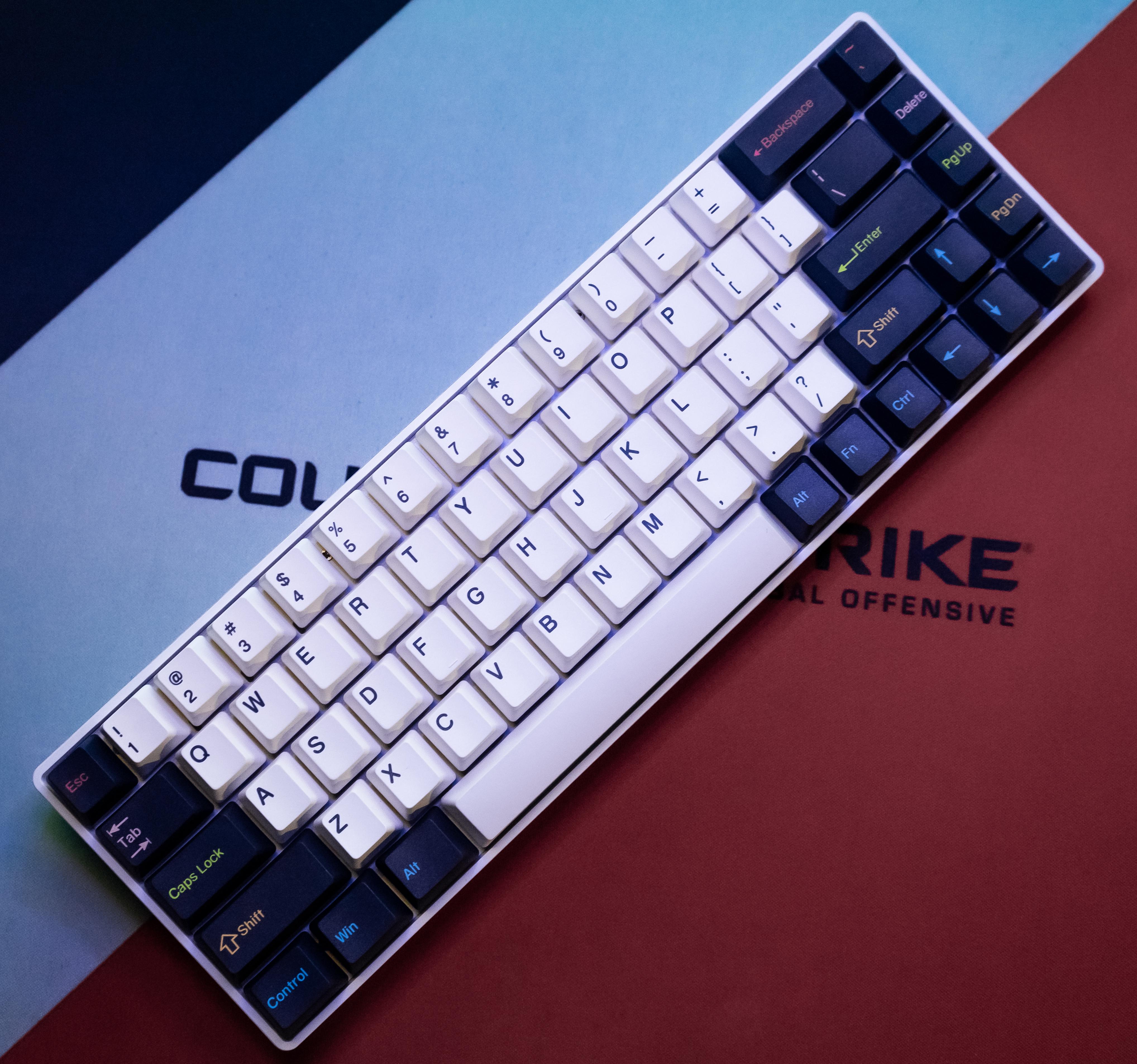 My first custom keyboard. I built this cool guy with only 61$ | Scrolller